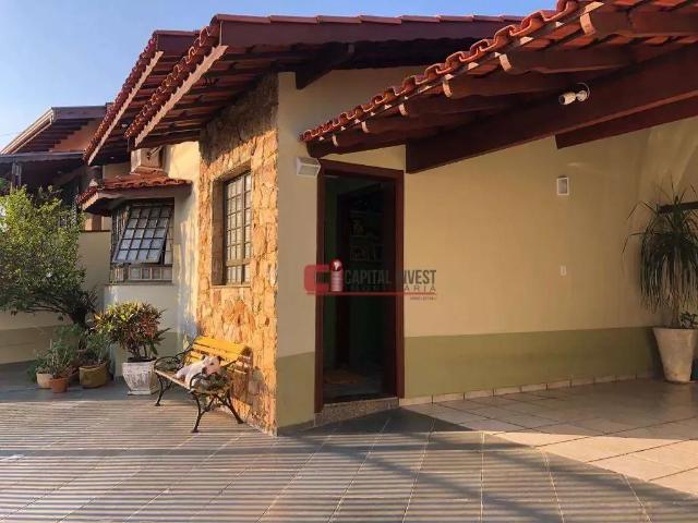 Casa / Sobrado para Venda em Jaguariúna/SP Jardim Alice 4 Quartos