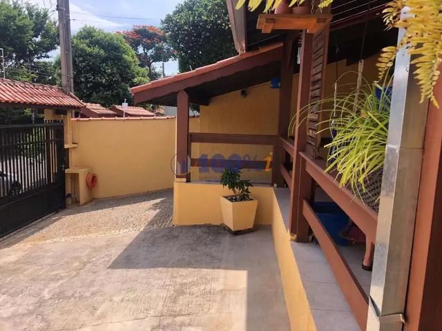 Casa / Sobrado para Venda em Jaguariúna/SP Jardim Botânico 3 Quartos