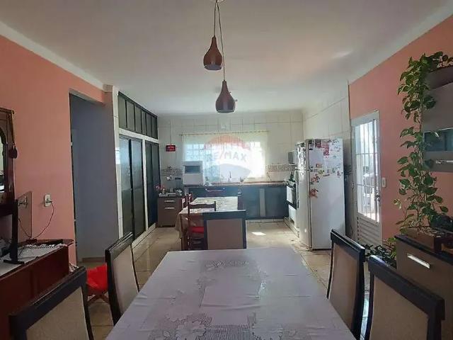 Casa / Sobrado para Venda em Jaguariúna/SP Jardim Europa 4 Quartos
