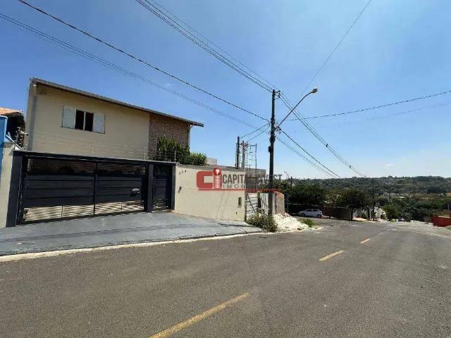 Casa / Sobrado para Venda em Jaguariúna/SP Nova Jaguariúna III 4 Quartos