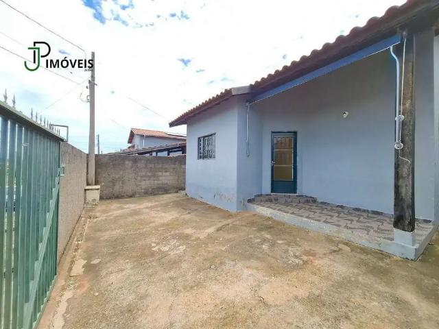 Casa / Sobrado para Venda em Jaguariúna/SP Parque Florianópolis 2 Quartos
