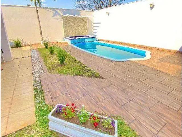 Casa / Sobrado para Venda em Jaguariúna/SP Roseira de Baixo 2 Quartos
