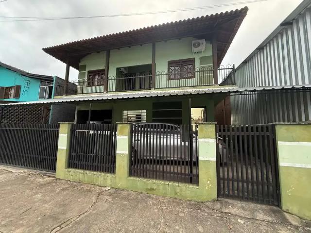 Casa / Sobrado para Venda em Jaraguá do Sul/SC Água Verde 3 Quartos