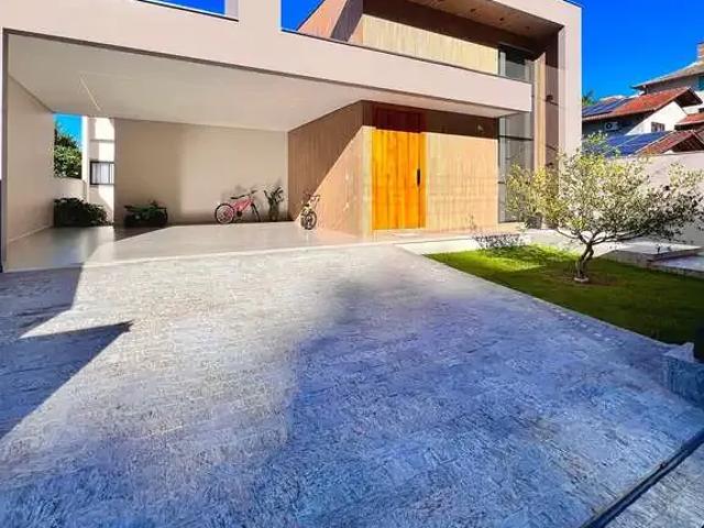 Casa / Sobrado para Venda em Jaraguá do Sul/SC Água Verde 3 Quartos