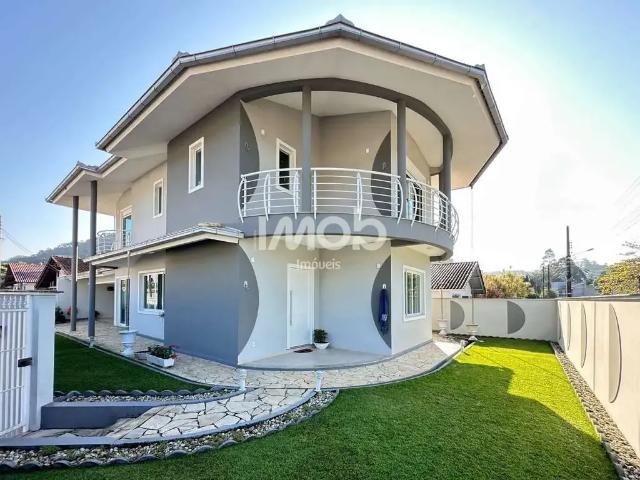 Casa / Sobrado para Venda em Jaraguá do Sul/SC Barra do Rio Cerro 4 Quartos