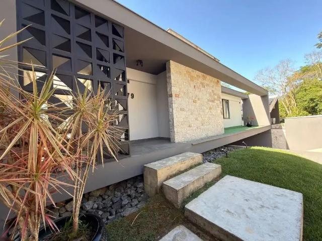 Casa / Sobrado para Venda em Jaraguá do Sul/SC Barra do Rio Cerro 4 Quartos