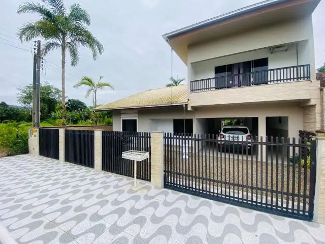 Casa / Sobrado para Venda em Jaraguá do Sul/SC Barra do Rio Cerro 4 Quartos
