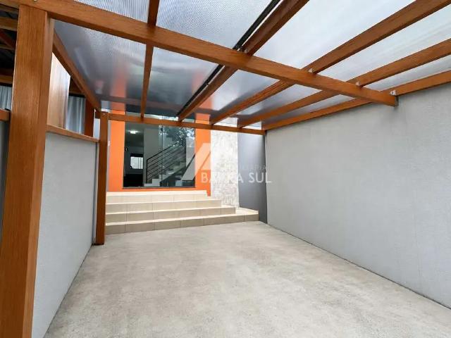 Casa / Sobrado para Venda em Jaraguá do Sul/SC Barra do Rio Cerro 2 Quartos