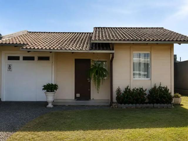 Casa / Sobrado para Venda em Jaraguá do Sul/SC Barra do Rio Cerro 2 Quartos