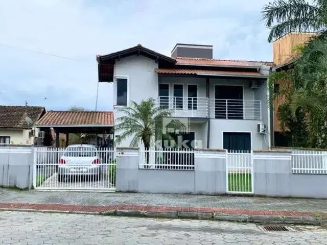 Casa / Sobrado para Venda em Jaraguá do Sul/SC Barra do Rio Cerro 3 Quartos
