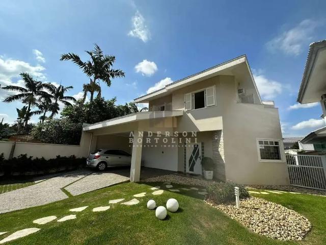 Casa / Sobrado para Venda em Jaraguá do Sul/SC Barra do Rio Cerro 3 Quartos