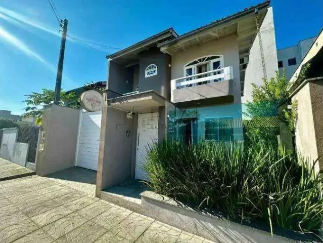 Casa / Sobrado para Venda em Jaraguá do Sul/SC Barra do Rio Cerro 3 Quartos