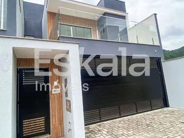 Casa / Sobrado para Venda em Jaraguá do Sul/SC Barra do Rio Cerro 3 Quartos