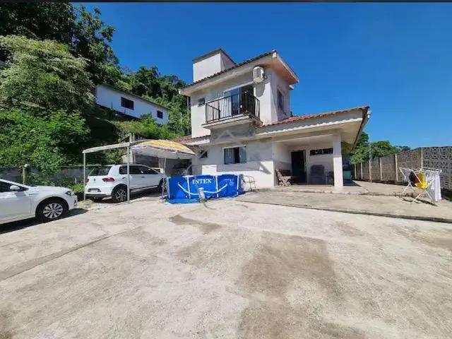 Casa / Sobrado para Venda em Jaraguá do Sul/SC Barra do Rio Molha 1 Quartos