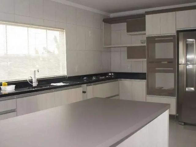 Casa / Sobrado para Venda em Jaraguá do Sul/SC Barra do Rio Molha 2 Quartos