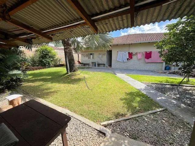 Casa / Sobrado para Venda em Jaraguá do Sul/SC Barra do Rio Molha 3 Quartos