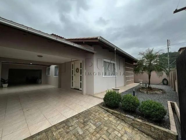 Casa / Sobrado para Venda em Jaraguá do Sul/SC Czerniewicz 3 Quartos