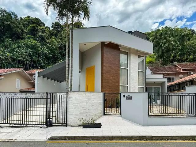 Casa / Sobrado para Venda em Jaraguá do Sul/SC Czerniewicz 3 Quartos