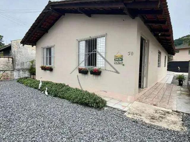 Casa / Sobrado para Venda em Jaraguá do Sul/SC Czerniewicz 4 Quartos