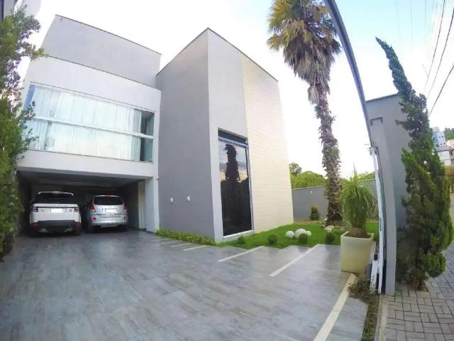 Casa / Sobrado para Venda em Jaraguá do Sul/SC Centro 4 Quartos