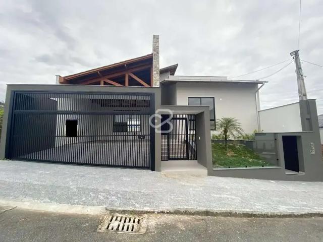 Casa / Sobrado para Venda em Jaraguá do Sul/SC Estrada Nova 3 Quartos