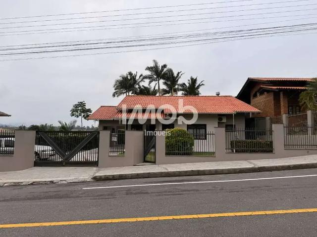 Casa / Sobrado para Venda em Jaraguá do Sul/SC Ilha da Figueira 3 Quartos