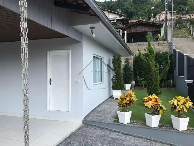 Casa / Sobrado para Venda em Jaraguá do Sul/SC Ilha da Figueira 3 Quartos