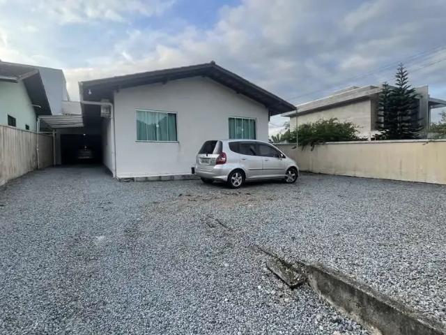 Casa / Sobrado para Venda em Jaraguá do Sul/SC Ilha da Figueira 4 Quartos