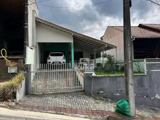 Casa / Sobrado para Venda em Jaraguá do Sul/SC Jaraguá 84 2 Quartos