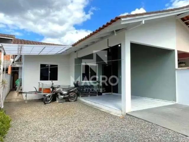 Casa / Sobrado para Venda em Jaraguá do Sul/SC Jaraguá 84 2 Quartos