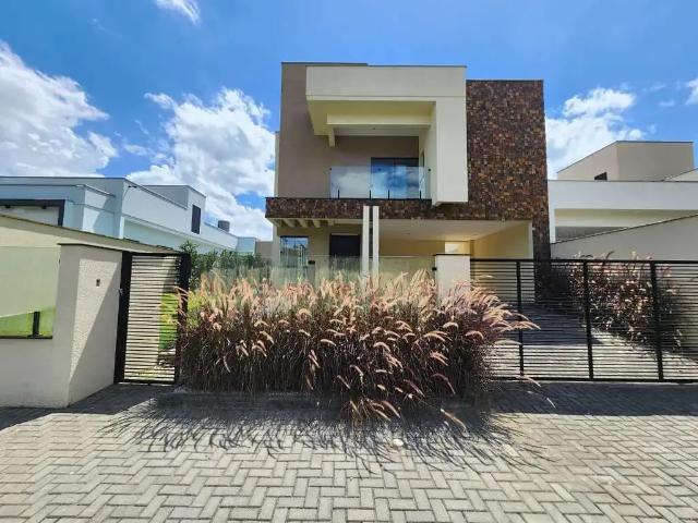 Casa / Sobrado para Venda em Jaraguá do Sul/SC Jaraguá 99 3 Quartos