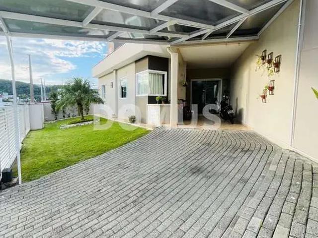 Casa / Sobrado para Venda em Jaraguá do Sul/SC Jaraguá 99 3 Quartos