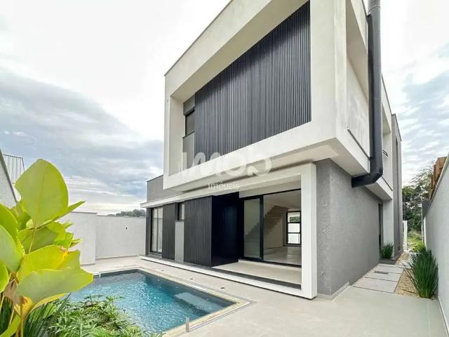 Casa / Sobrado para Venda em Jaraguá do Sul/SC Rau 4 Quartos