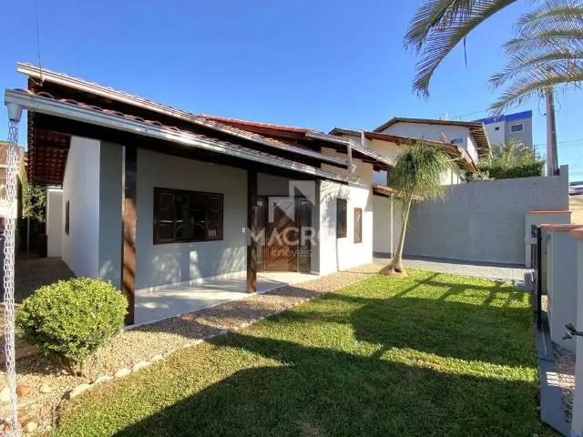 Casa / Sobrado para Venda em Jaraguá do Sul/SC Rau 2 Quartos