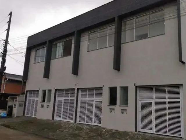 Casa / Sobrado para Venda em Jaraguá do Sul/SC Rau 2 Quartos