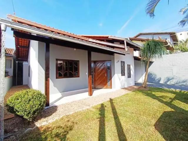 Casa / Sobrado para Venda em Jaraguá do Sul/SC Rau 2 Quartos