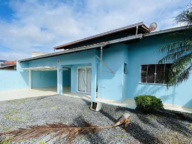 Casa / Sobrado para Venda em Jaraguá do Sul/SC Rau 2 Quartos