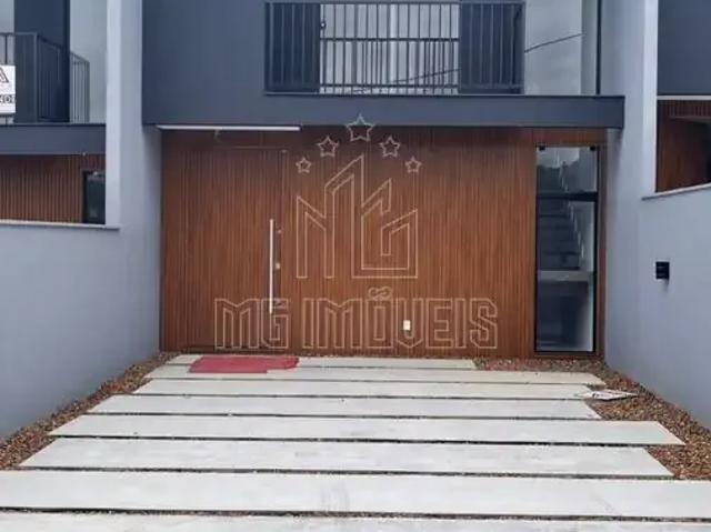 Casa / Sobrado para Venda em Jaraguá do Sul/SC Rau 3 Quartos