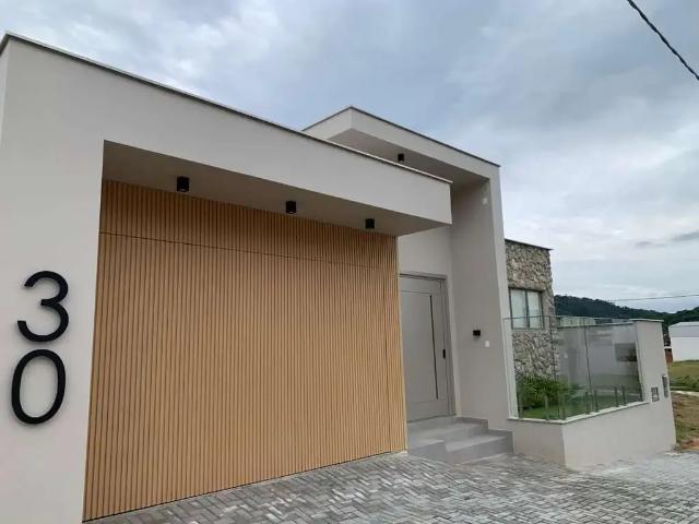 Casa / Sobrado para Venda em Jaraguá do Sul/SC Rau 3 Quartos