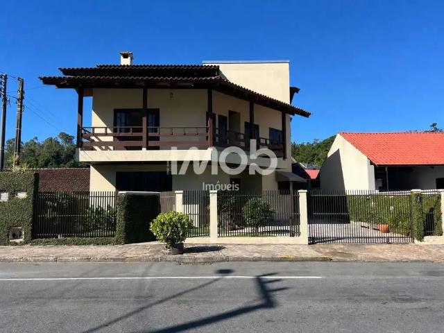 Casa / Sobrado para Venda em Jaraguá do Sul/SC São Luís 4 Quartos
