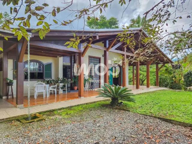 Casa / Sobrado para Venda em Jaraguá do Sul/SC Santa Luzia 4 Quartos
