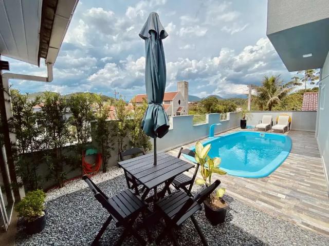Casa / Sobrado para Venda em Jaraguá do Sul/SC Tifa Martins 6 Quartos