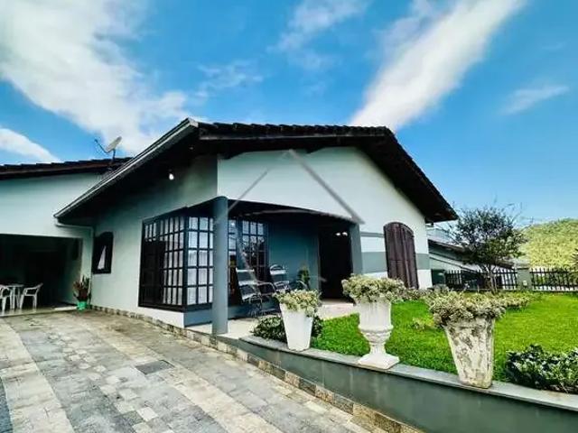 Casa / Sobrado para Venda em Jaraguá do Sul/SC Três Rios do Norte 4 Quartos