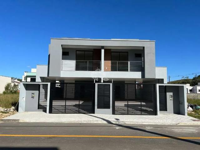 Casa / Sobrado para Venda em Jaraguá do Sul/SC Três Rios do Norte 3 Quartos