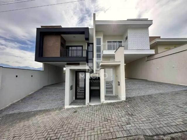 Casa / Sobrado para Venda em Jaraguá do Sul/SC Três Rios do Norte 3 Quartos