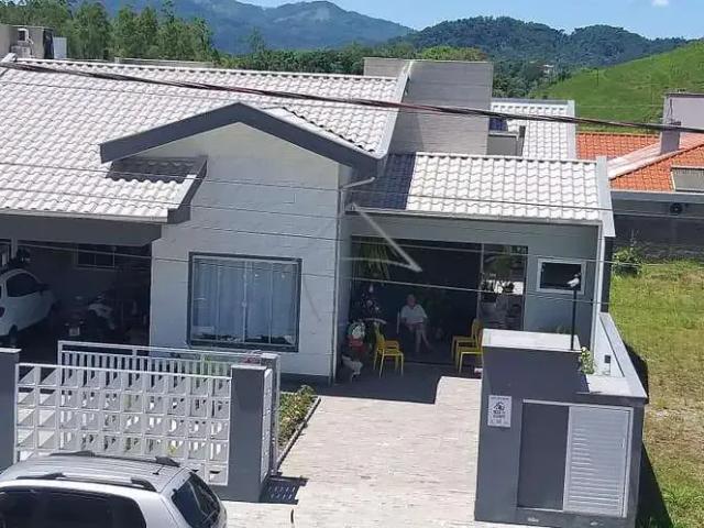 Casa / Sobrado para Venda em Jaraguá do Sul/SC Três Rios do Norte 3 Quartos