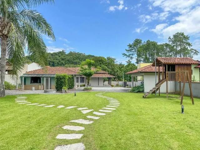 Casa / Sobrado para Venda em Jaraguá do Sul/SC Três Rios do Sul 3 Quartos