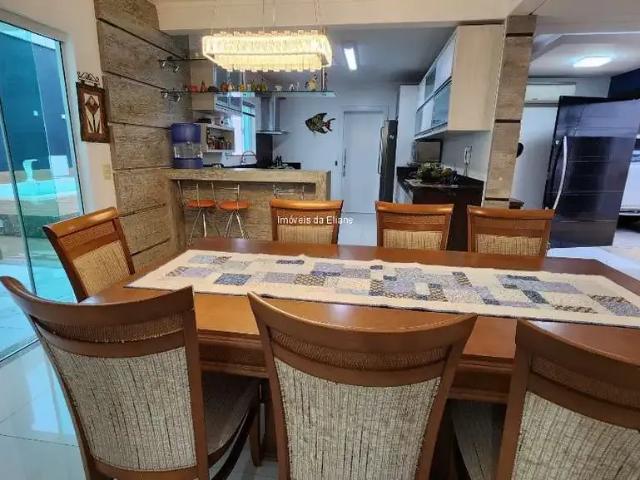 Casa / Sobrado para Venda em Jaraguá do Sul/SC Vila Baependi 4 Quartos