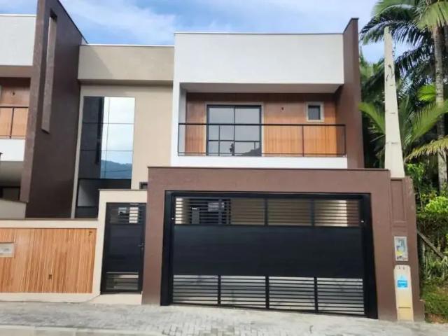 Casa / Sobrado para Venda em Jaraguá do Sul/SC Vila Lalau 3 Quartos