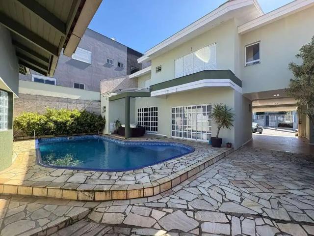 Casa / Sobrado para Venda em Jaraguá do Sul/SC Vila Lenzi 5 Quartos